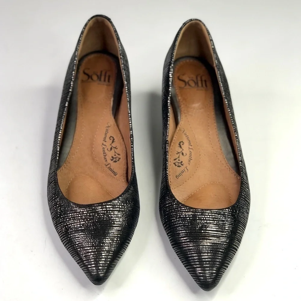 Sofft | Shoes | Sofft Altessa Kitten Heel Black Metallic Silver Stripes ...